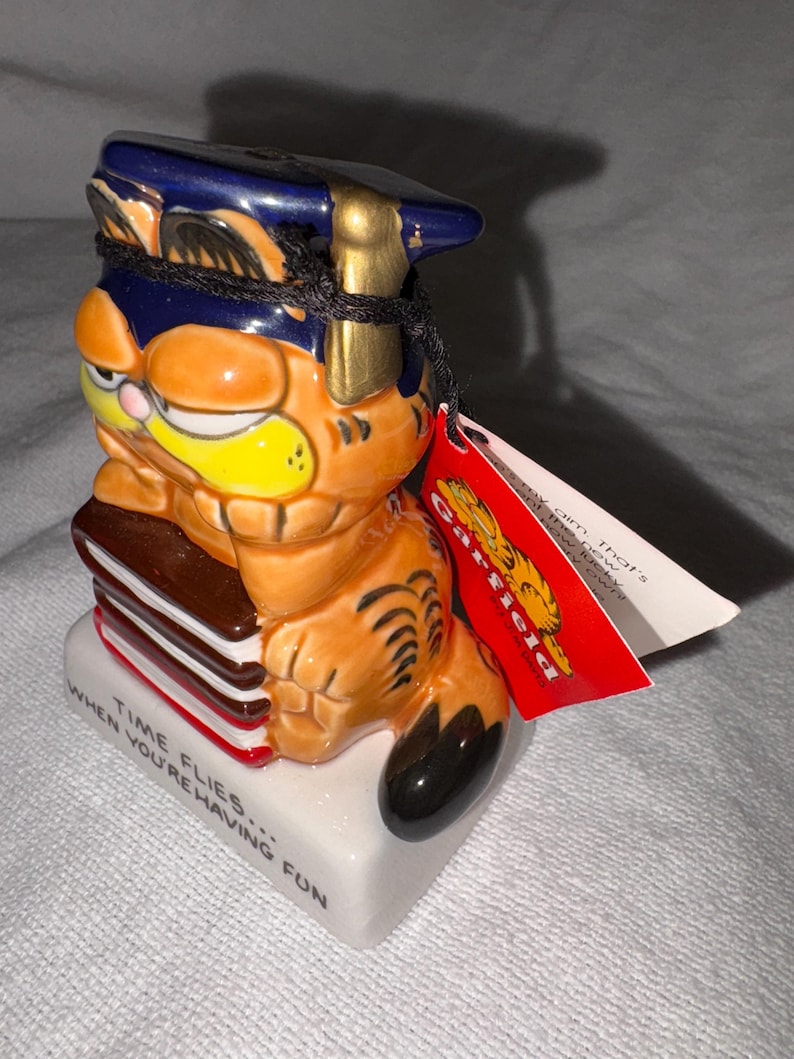 Vintage Enesco Garfield the Cat Ceramic Graduation Figurine With ...
