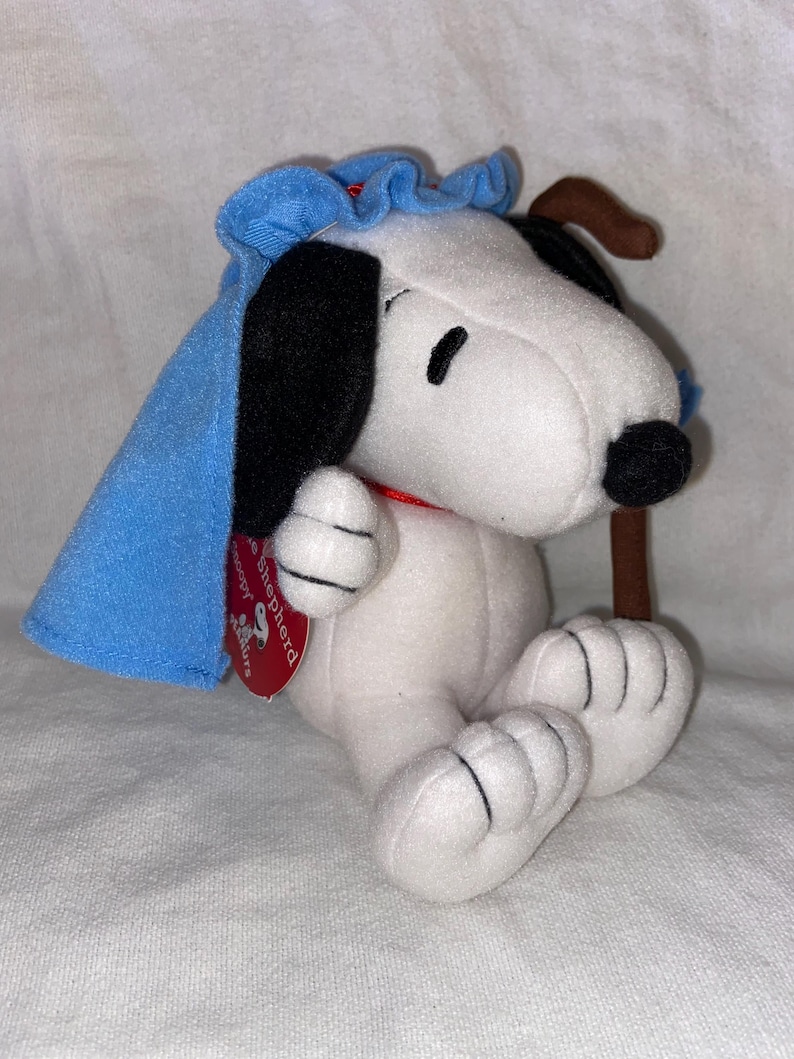 Hallmark Peanuts 6” Plush Christmas Little Shepherd Snoopy - Hang Tag ...