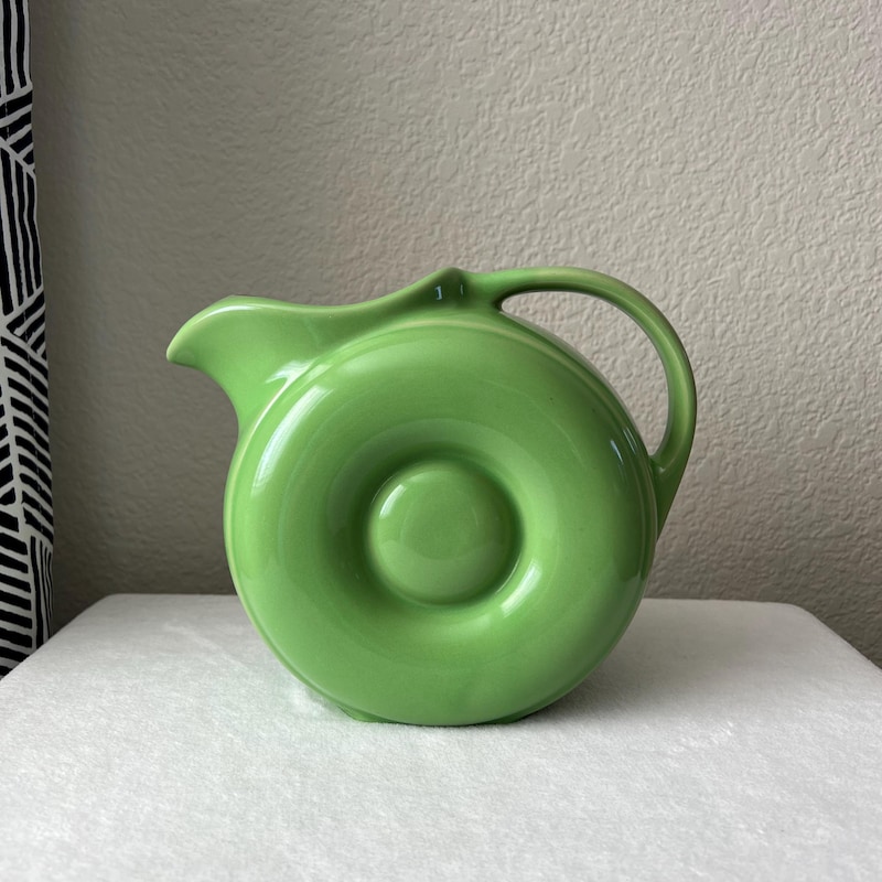 Retro Halls Pitchers - Etsy