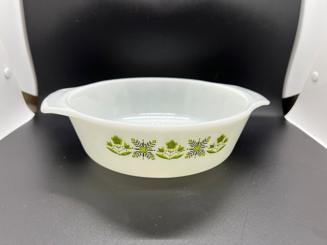 Anchor Hocking Small Casserole Dish / Dinnerware / Vintage - Etsy