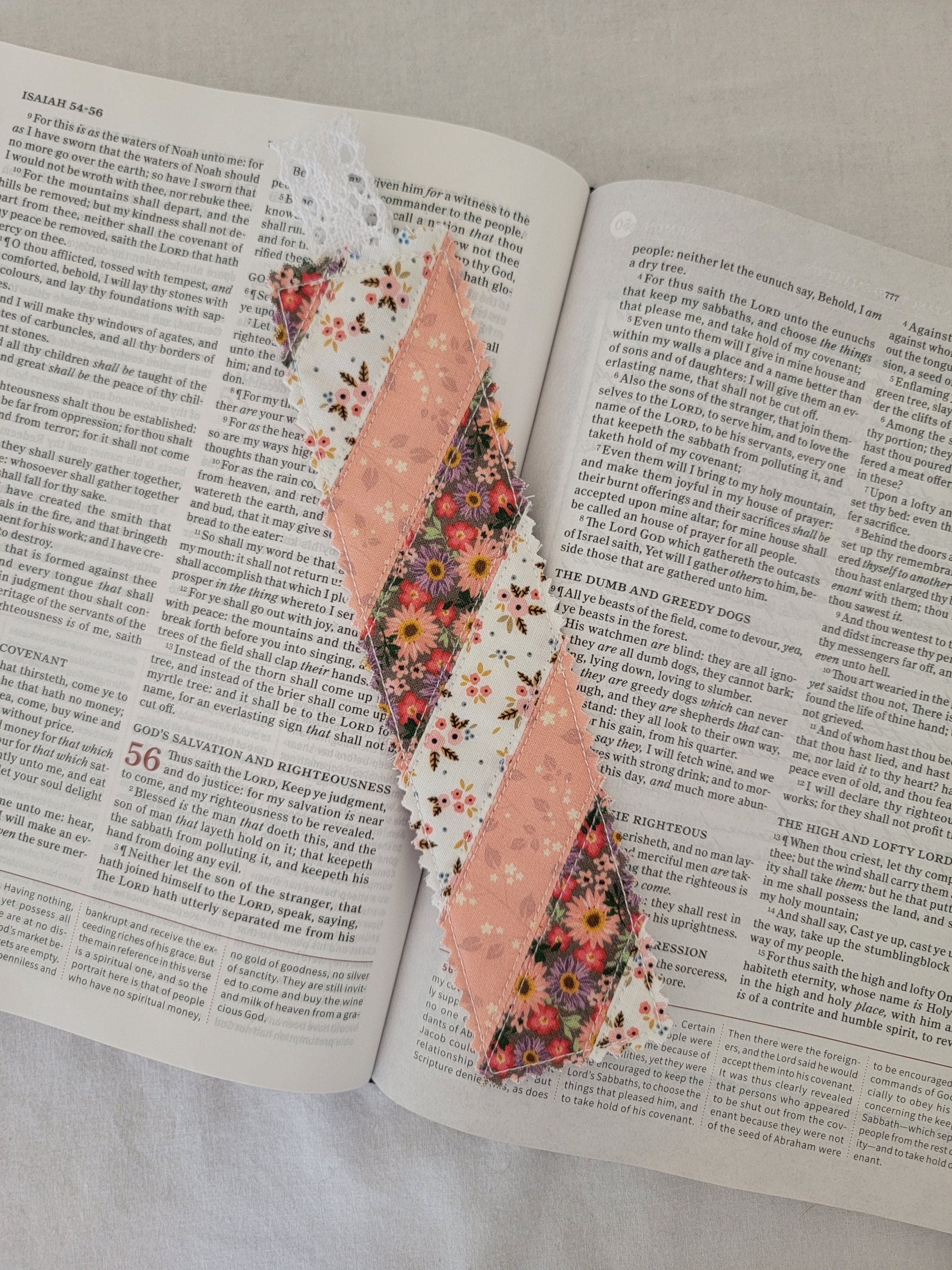 Quilted Fabric Bookmark, Handmade Bookmark, Vintage Floral Bookmark ...