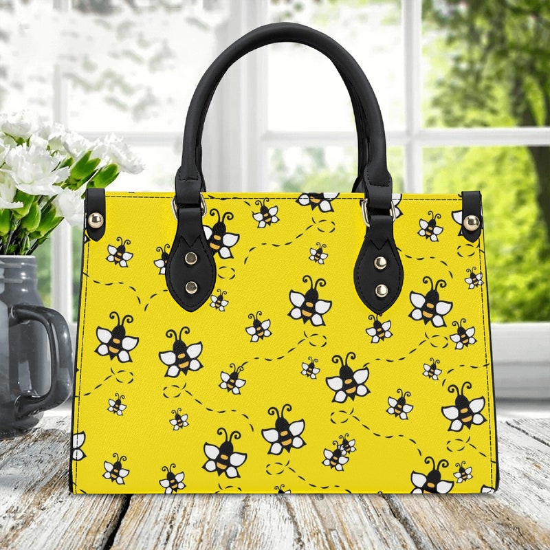 Bee Purse - Etsy