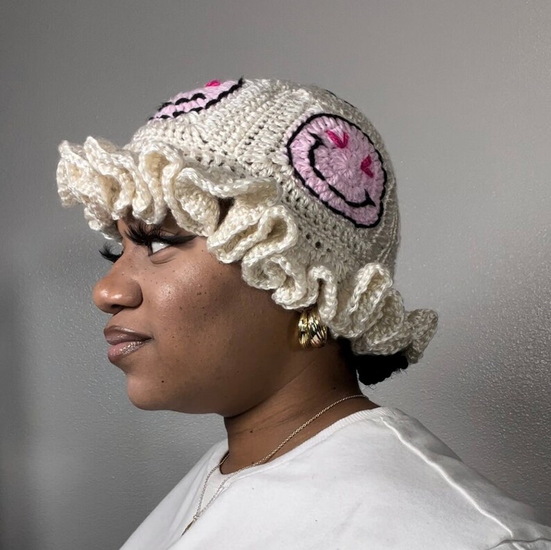 Heart Eyes Crochet Bucket Hat - Etsy
