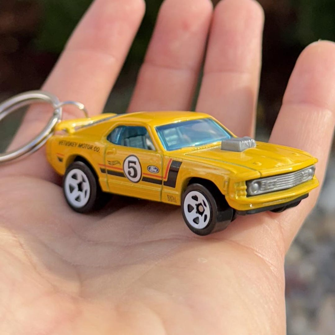 1970 Ford Mustang Mach 1 Yellow Keychain Keyring Accessories Mini ...