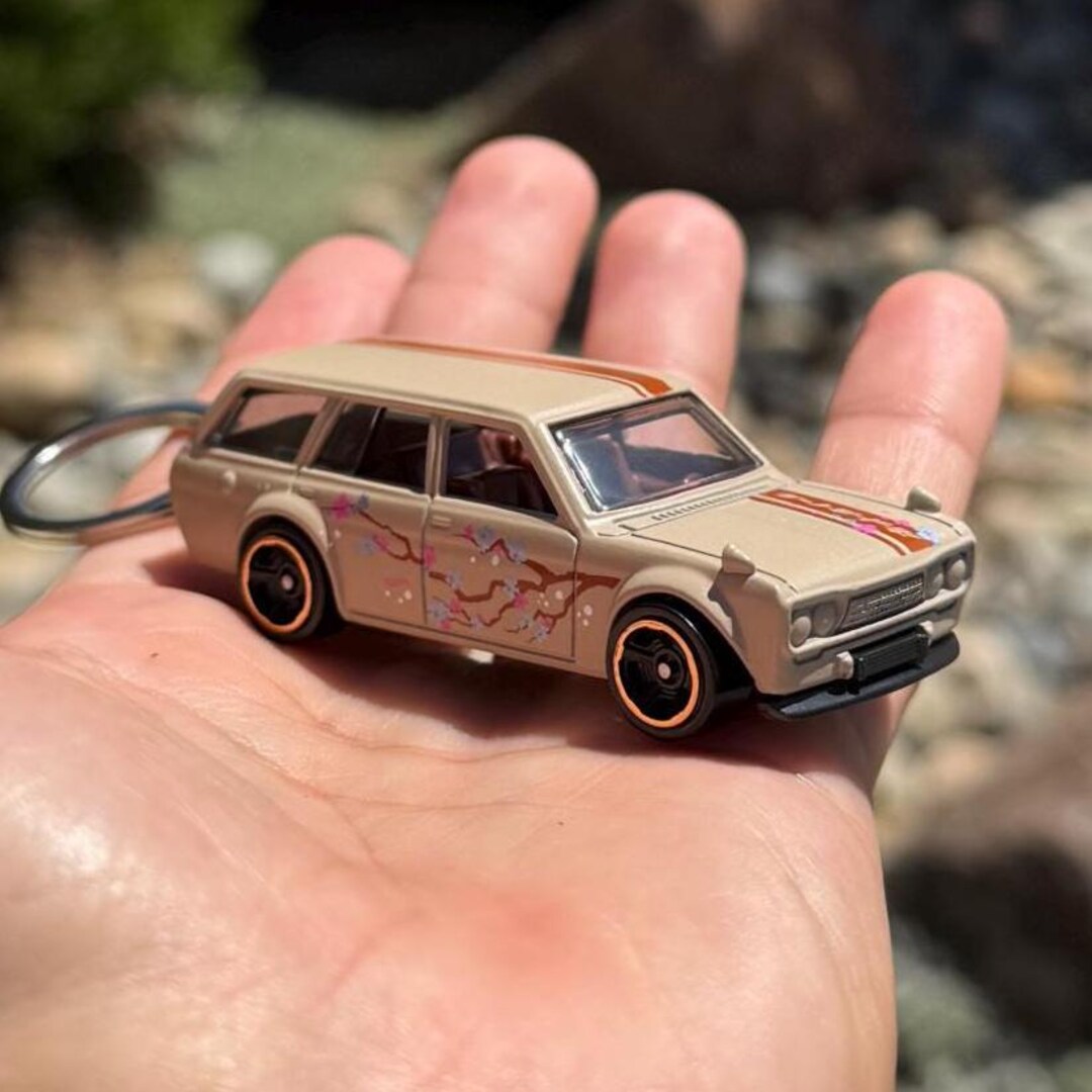 Datsun 510 Wagon Keychain, Tan Vintage JDM Car Keyring - Etsy