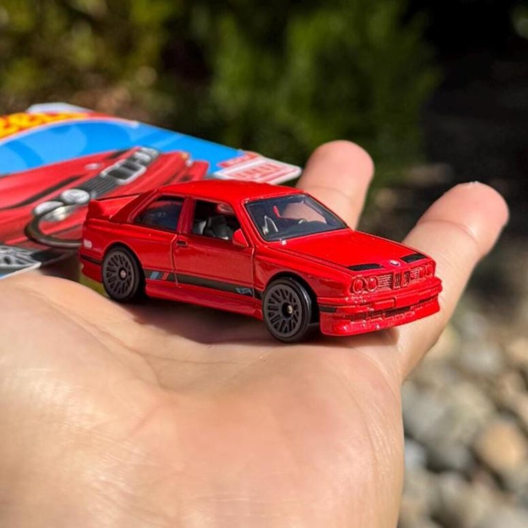Red BMW E30 M3 Keychain, Car Keyring, E30 Accessories - Etsy