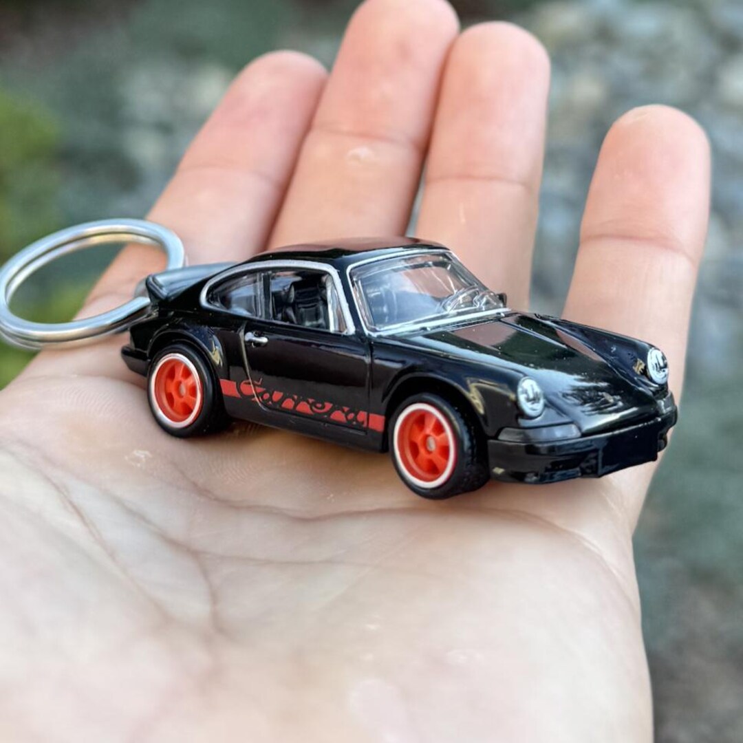 Porsche 911 Carrera RS 2.7 Keychain: Black & Red Classic Car Charm - Etsy