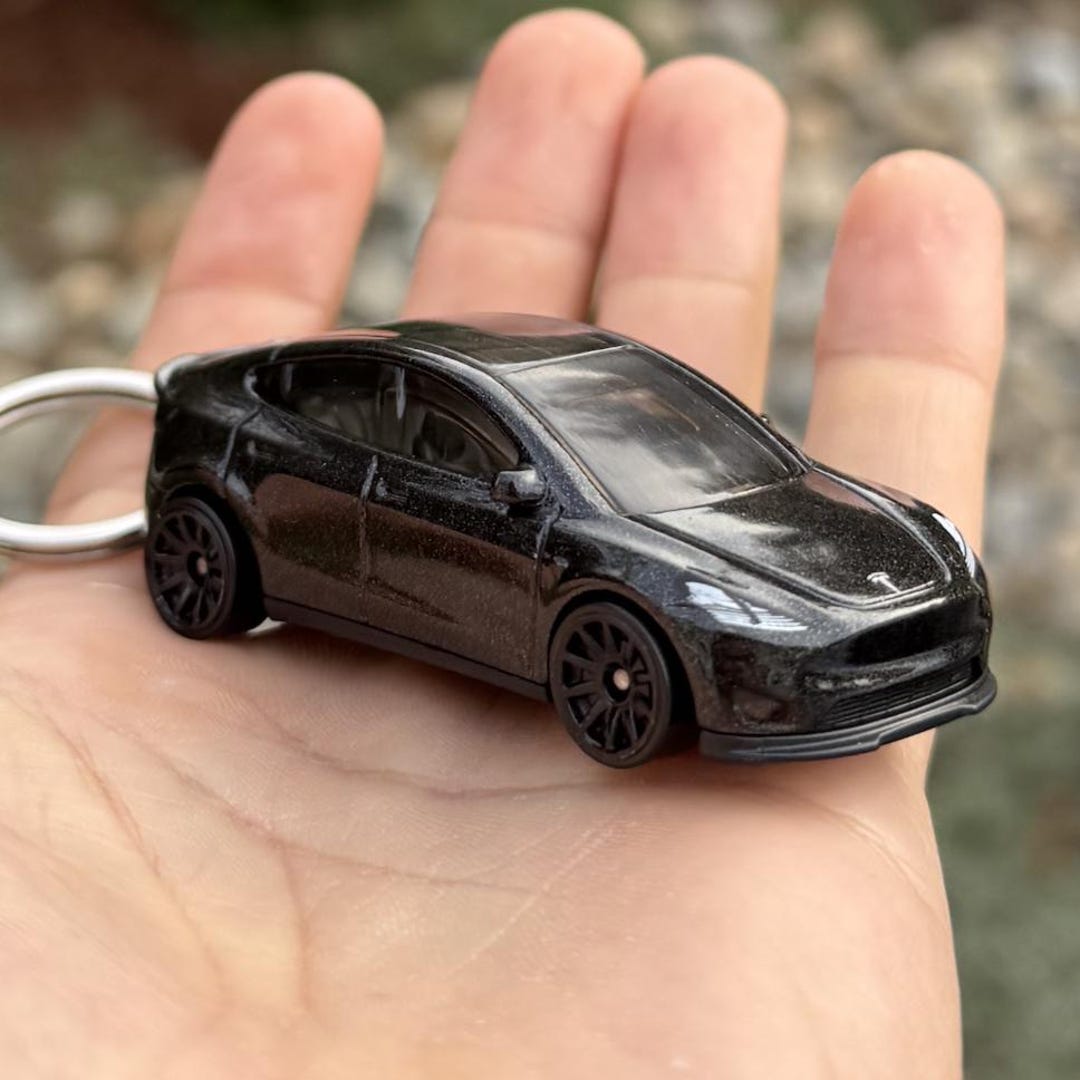 Tesla Model Y Keychain, Black Tesla Keyring, Mini Car Model Y Key Chain ...