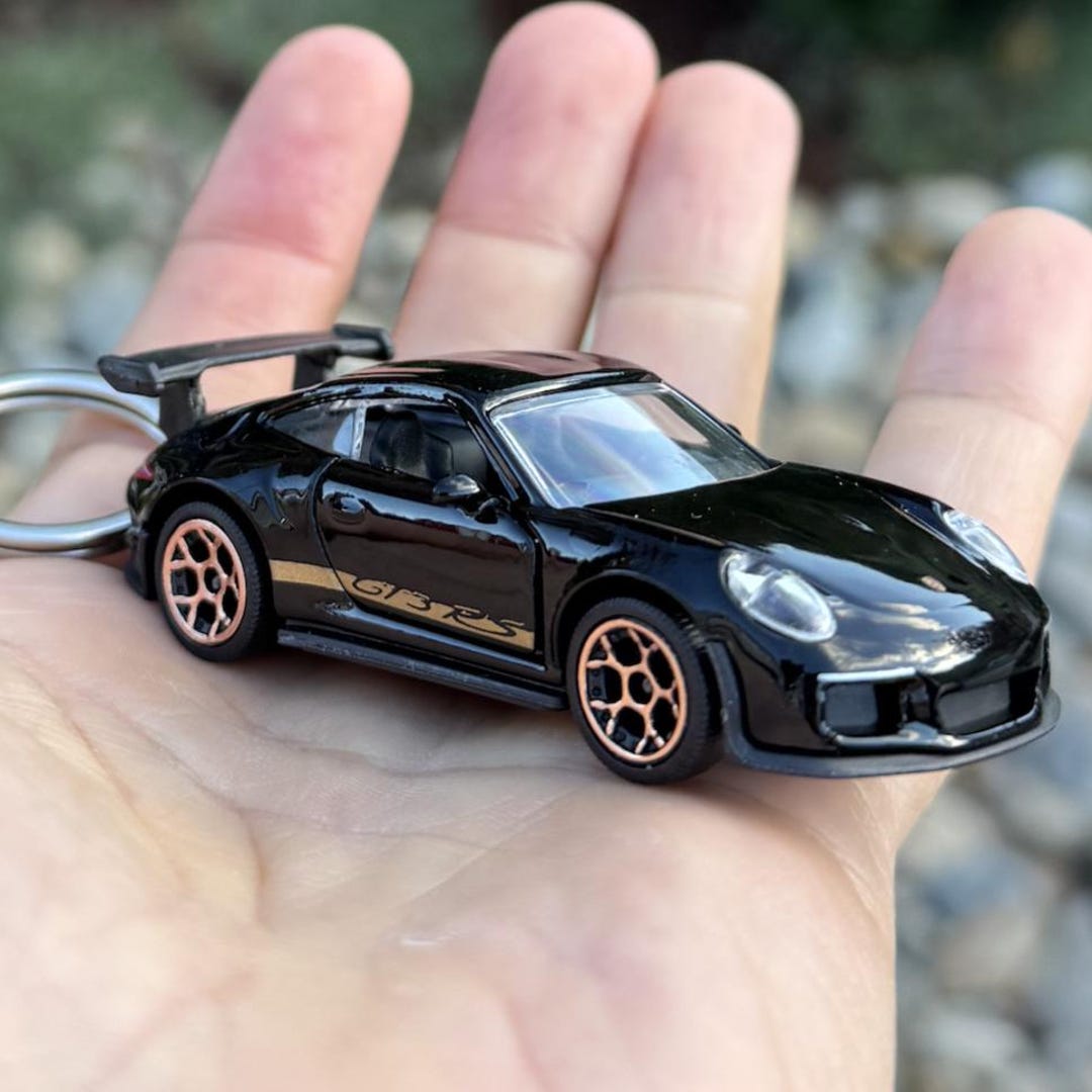 Porsche 911 GT3 RS Keychain: Iconic Sports Car Keyring - Etsy