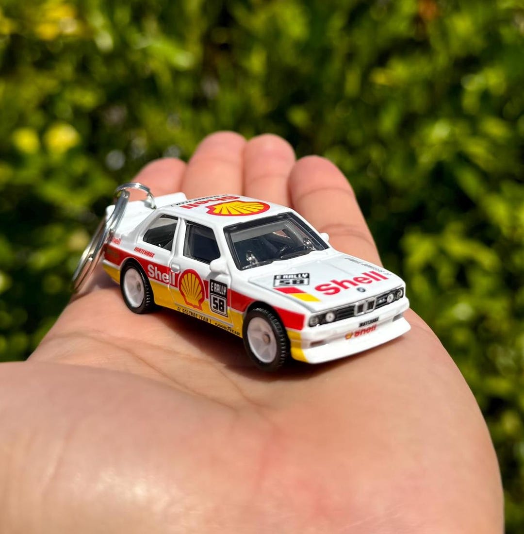 BMW M3 Keychain, Shell E30 Keyring, BMW Keychain for Men - Etsy