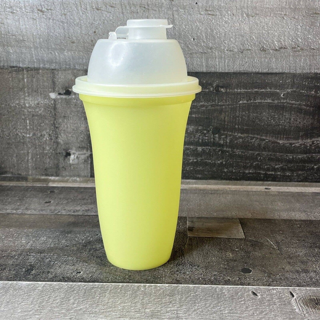 Vintage Tupperware Shaker Mixer Bottle 16oz 500ML With Insert - Etsy