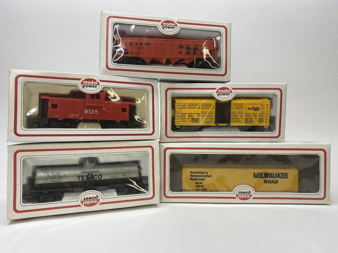 Model Power Electric HO Scale Model Trains Vintage 5 Car Lot - Etsy