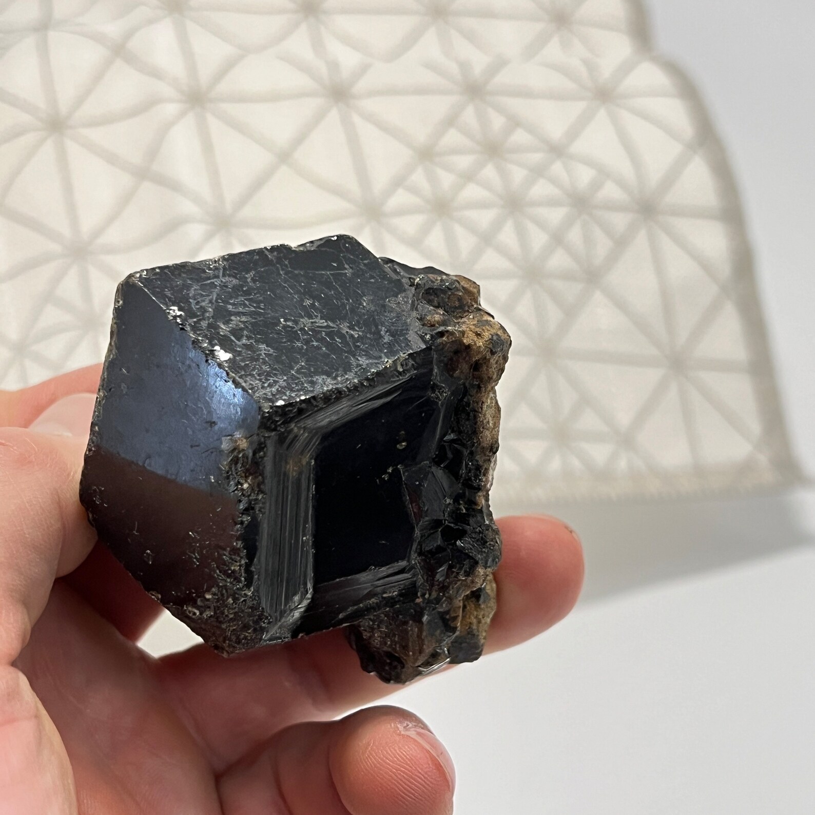 Melanite Garnet. Intense Luster and Geometry - Etsy