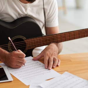 Songwriting Template + Guide - Lyric Writing Tips - Music Composition ...