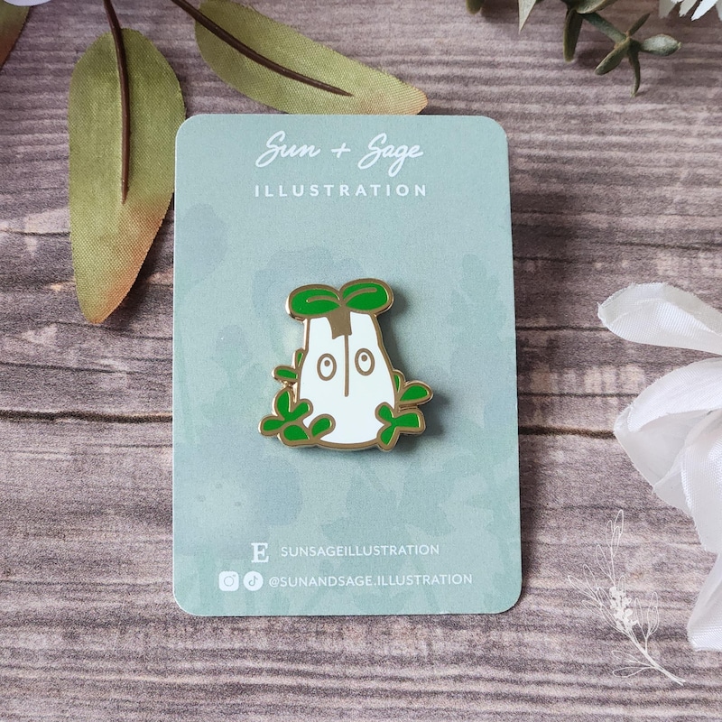 Totoro Enamel Pin - Etsy