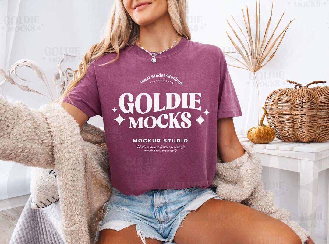 Comfort Colors C1717 Berry Shirt Mockup | CC 1717 Berry T-shirt Mock-up ...