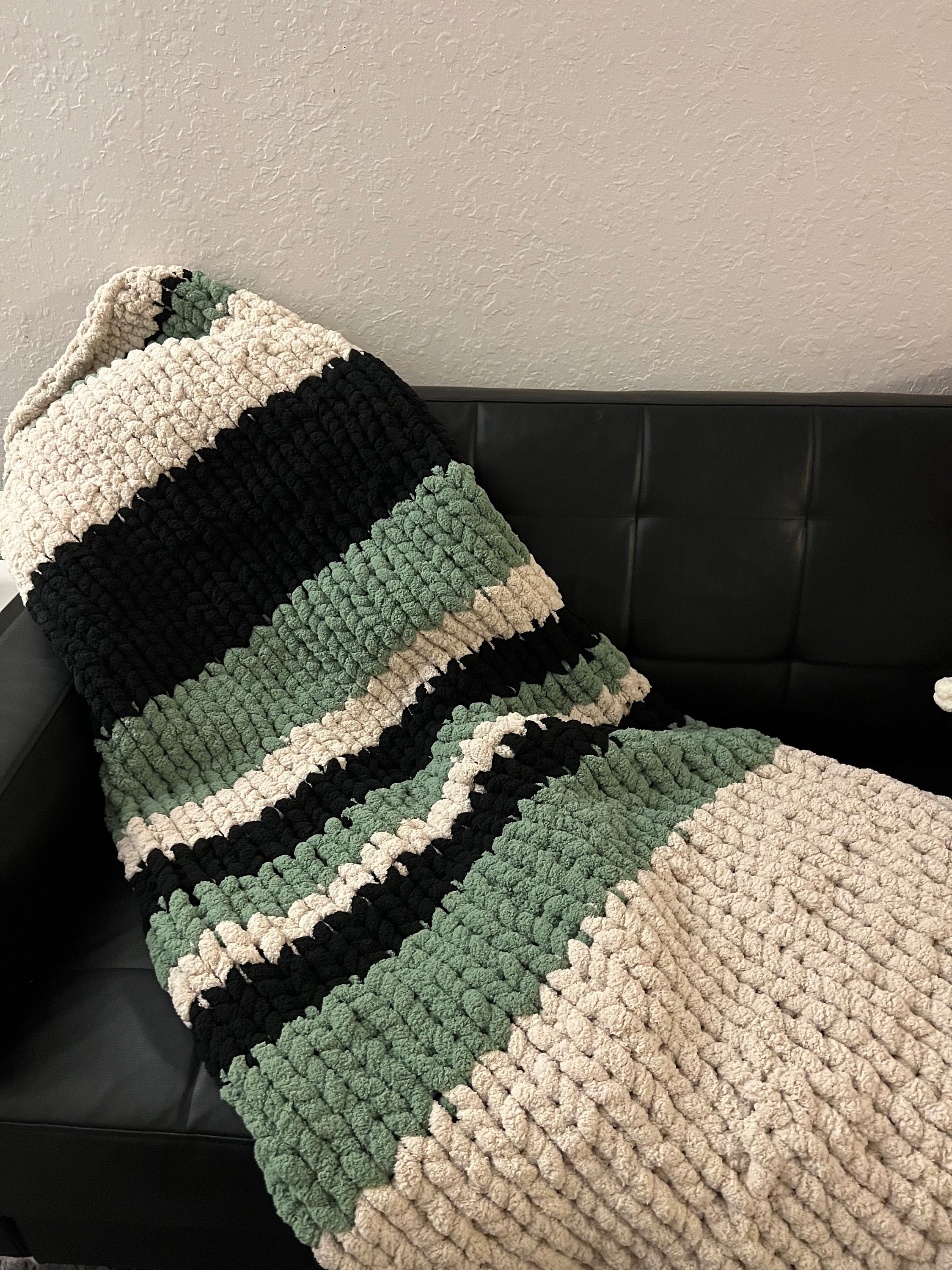 Chunky Soft Hand-knit Blanket - Etsy