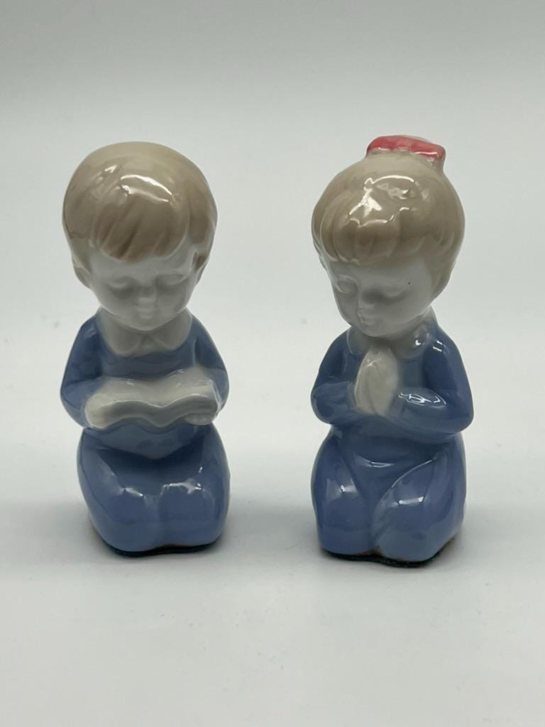 Vintage Praying Children Figurines - Etsy