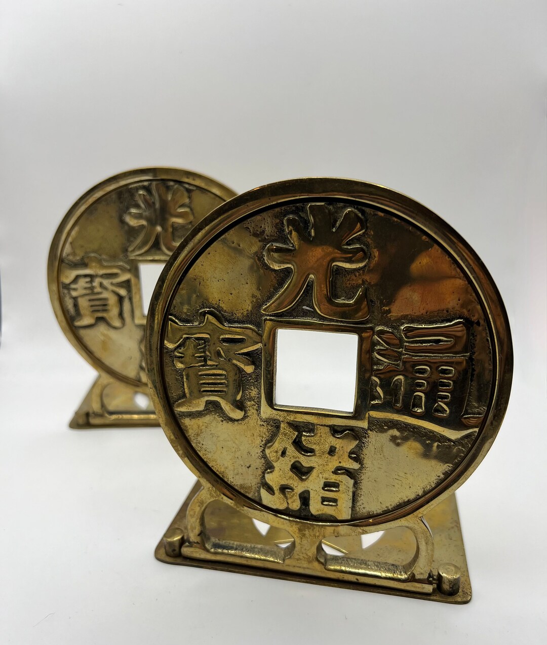 Vintage Pair of Vintage Brass Chinoiserie Coin Bookends - Etsy