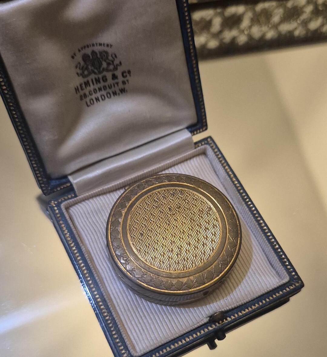 RARE "bristow London" 1920's Antique Minature Compact / Brass Pill Box ...