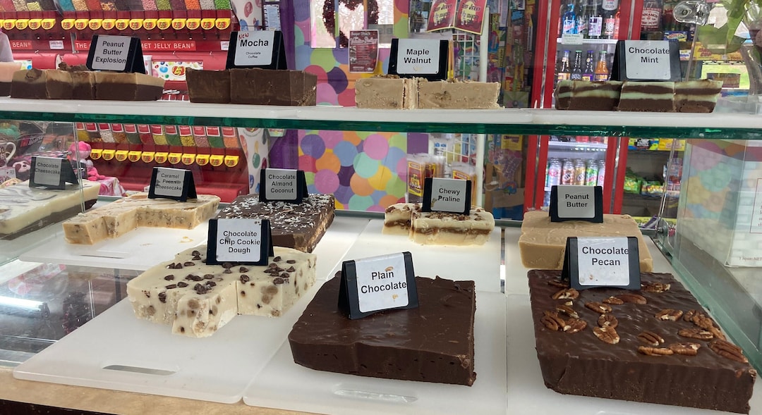 Homemade Fudge by the Pound Gift Box - Etsy