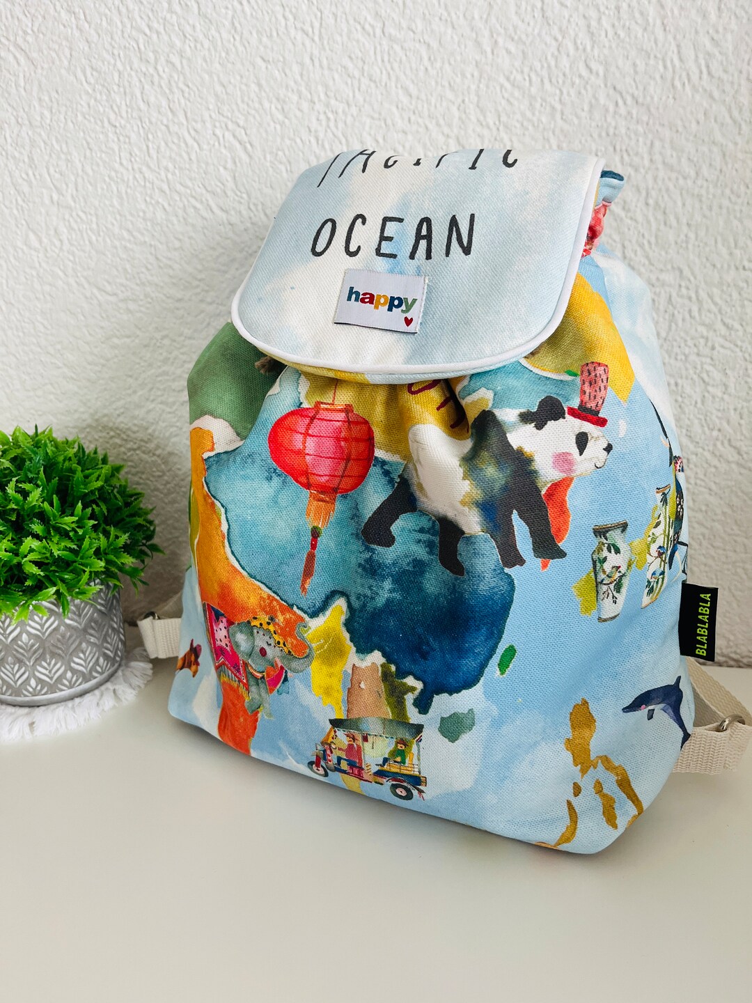 Children's Backpack With World Map Backpack for Kindergarten - Etsy