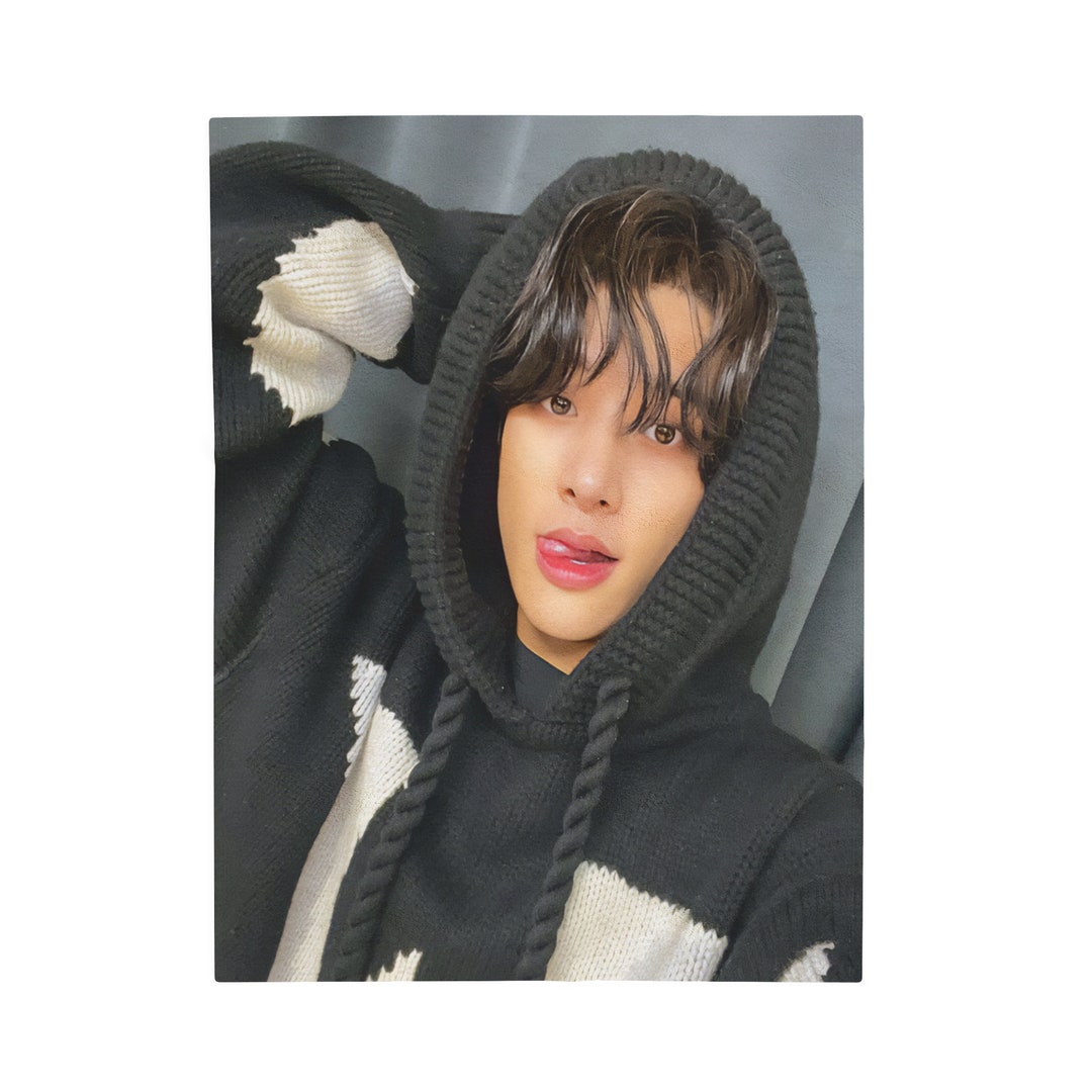 Enhypen Jake Cute Selca Photo Blanket, Jake Enhypen Kpop Merch, Gift ...