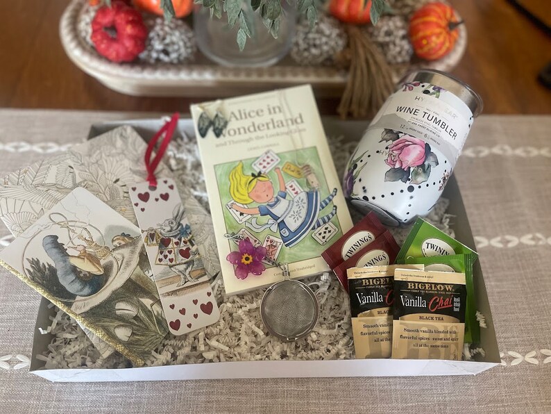 Alice in Wonderland Inspired Book Box - Gift Set - Fiction Bookish ...