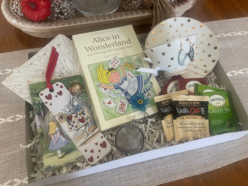 Alice in Wonderland Inspired Book Box Gift Set Fiction Bookish Present ...