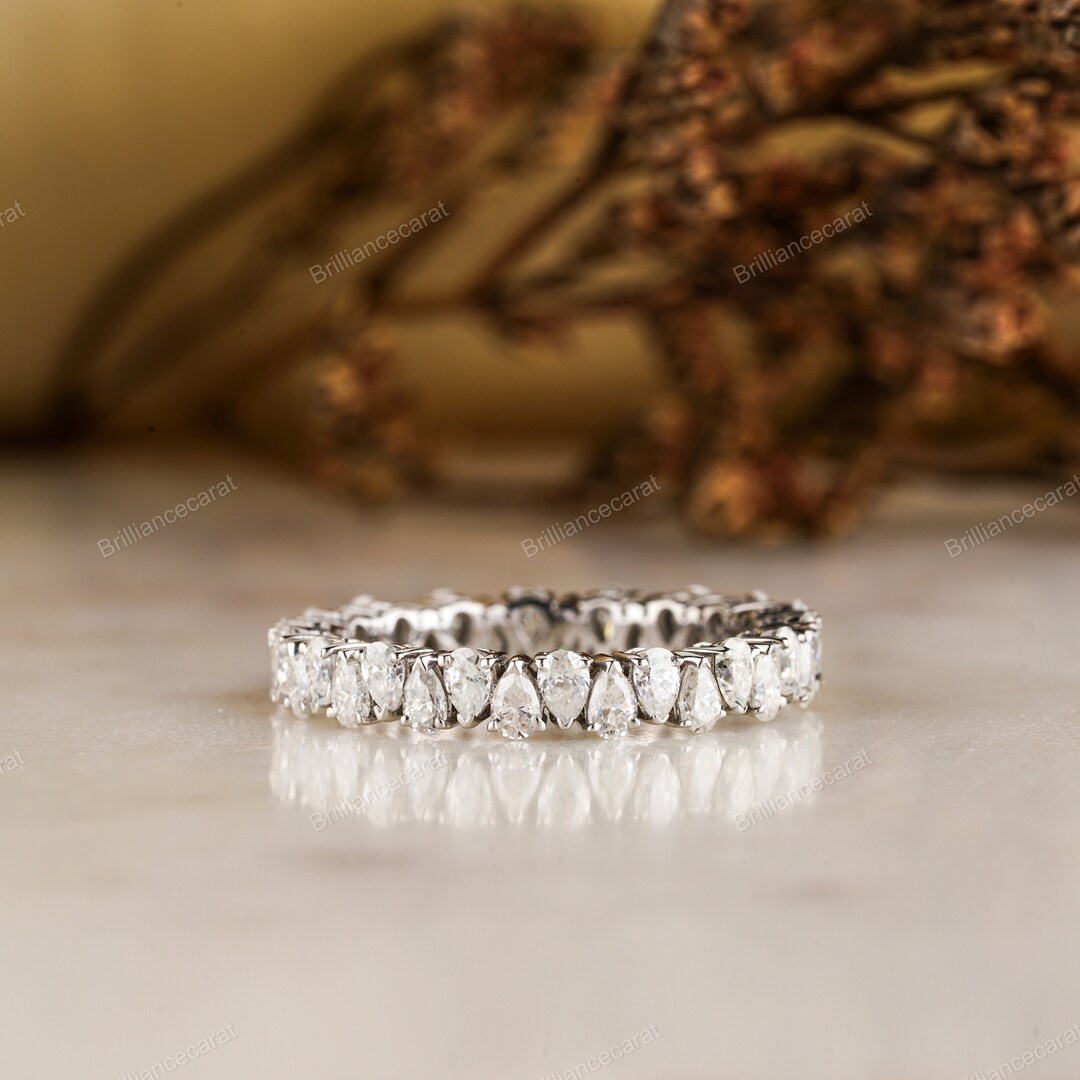 Pear Shaped Wedding Band for Pear Shaped Ring Pear Eternity Band ...