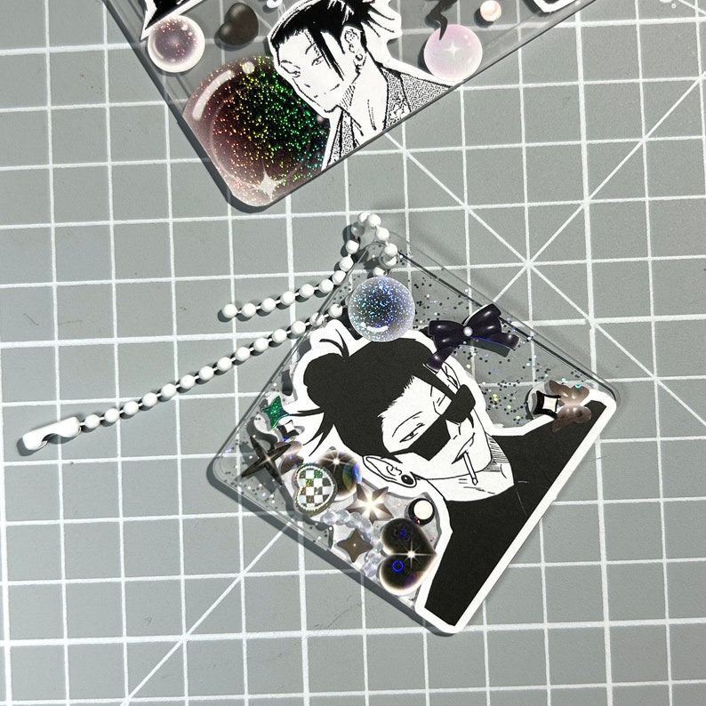 Pre-decorated Toploader and Acrylic Charm Manga Gojo Satoru Geto Suguru ...