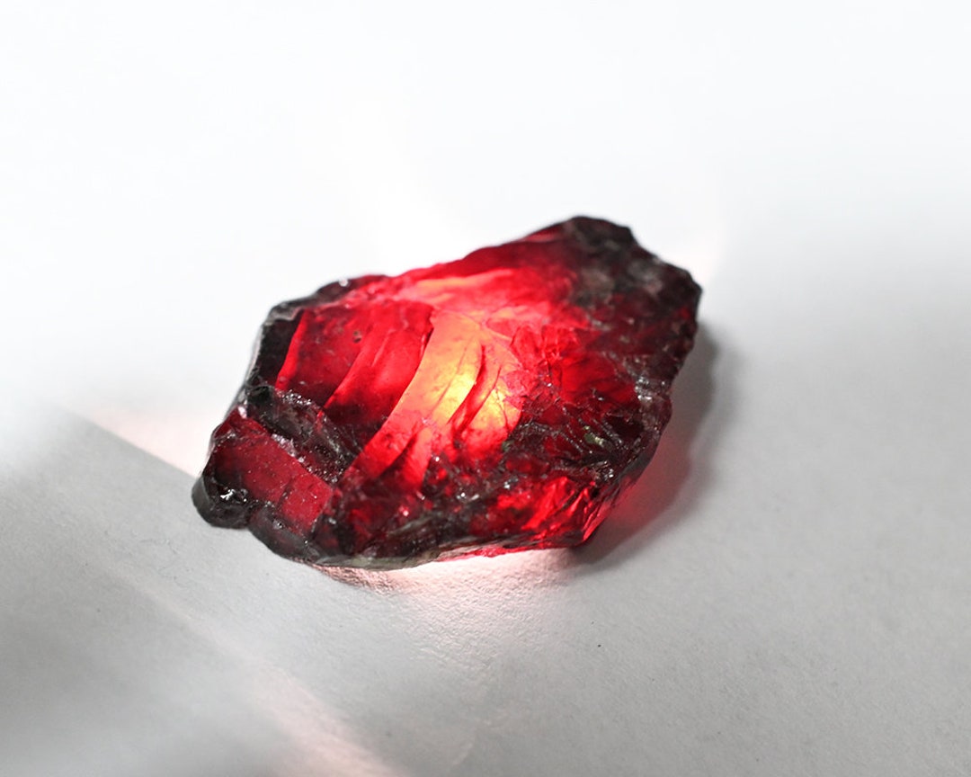 66 Ct Painite Gemstone 100% Natural Red Painite Rocks Rough Gemstone ...