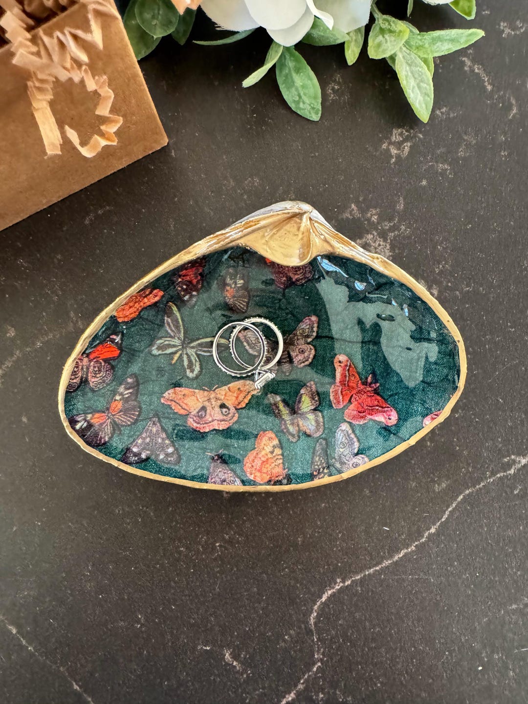 Dark Green Butterfly Pattern, Clam Shell Jewelry Dish, Trinket Tray ...