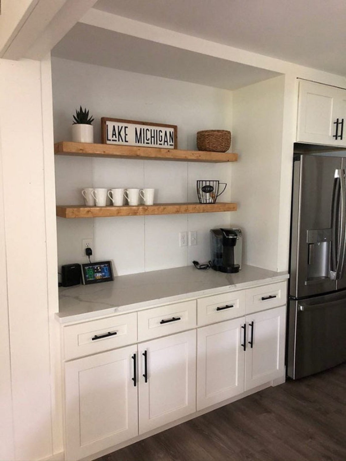 White Radius Floating Shelves With Plate Groove, Custom Size Floating ...