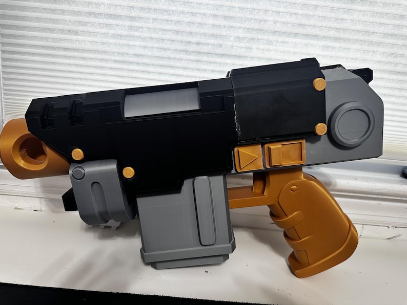 40k Bolter Pistol Replica Cosplay - Etsy