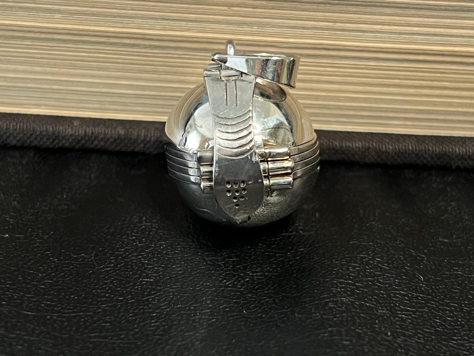 925 Sterling Silver 6 Panel Sphere Locket - Etsy