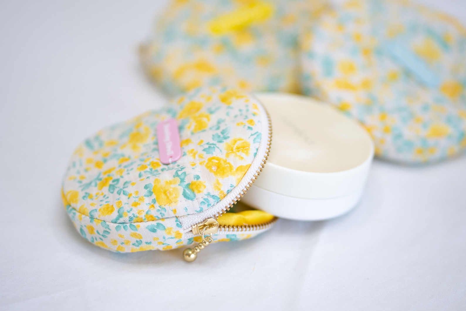 Quilted Round Zipper Coin Pouch Sewing Pattern – “pancake” PDF (2 Sizes ...