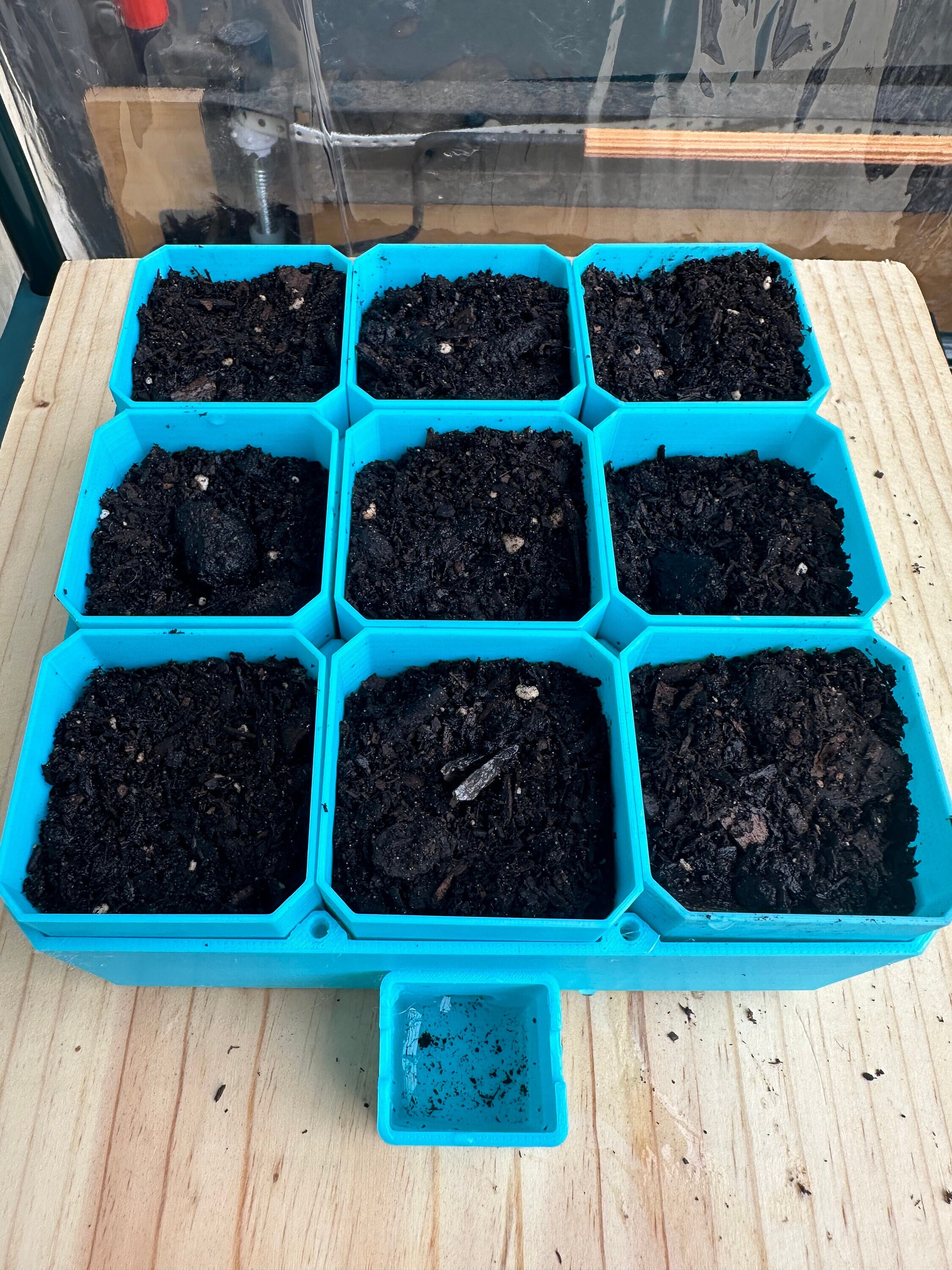 3D Printed Reusable Seedling Containers With Drip Tray, Indoor Planter ...