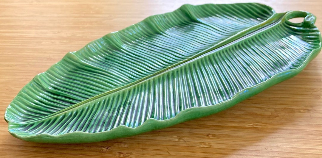 Majolica Botanical Ceramic Banana Leaf Tray / Dish Bordallo Pinheiro ...
