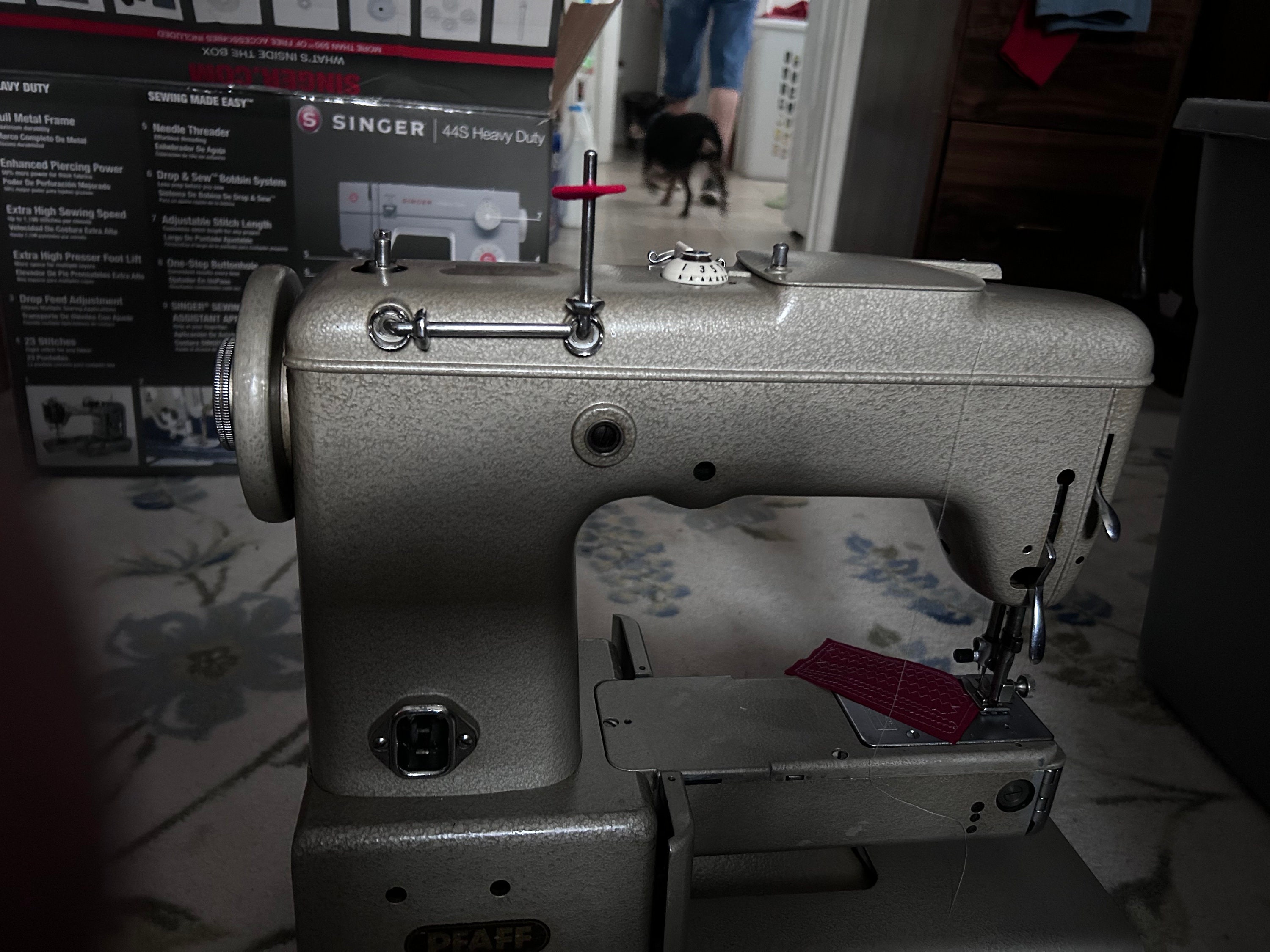 Vintage PFAFF Sewing Machine - Etsy