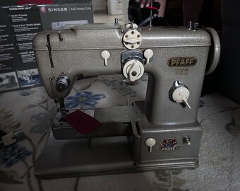 Vintage Pfaff 30 Sewing Machine in Cabinet - Etsy