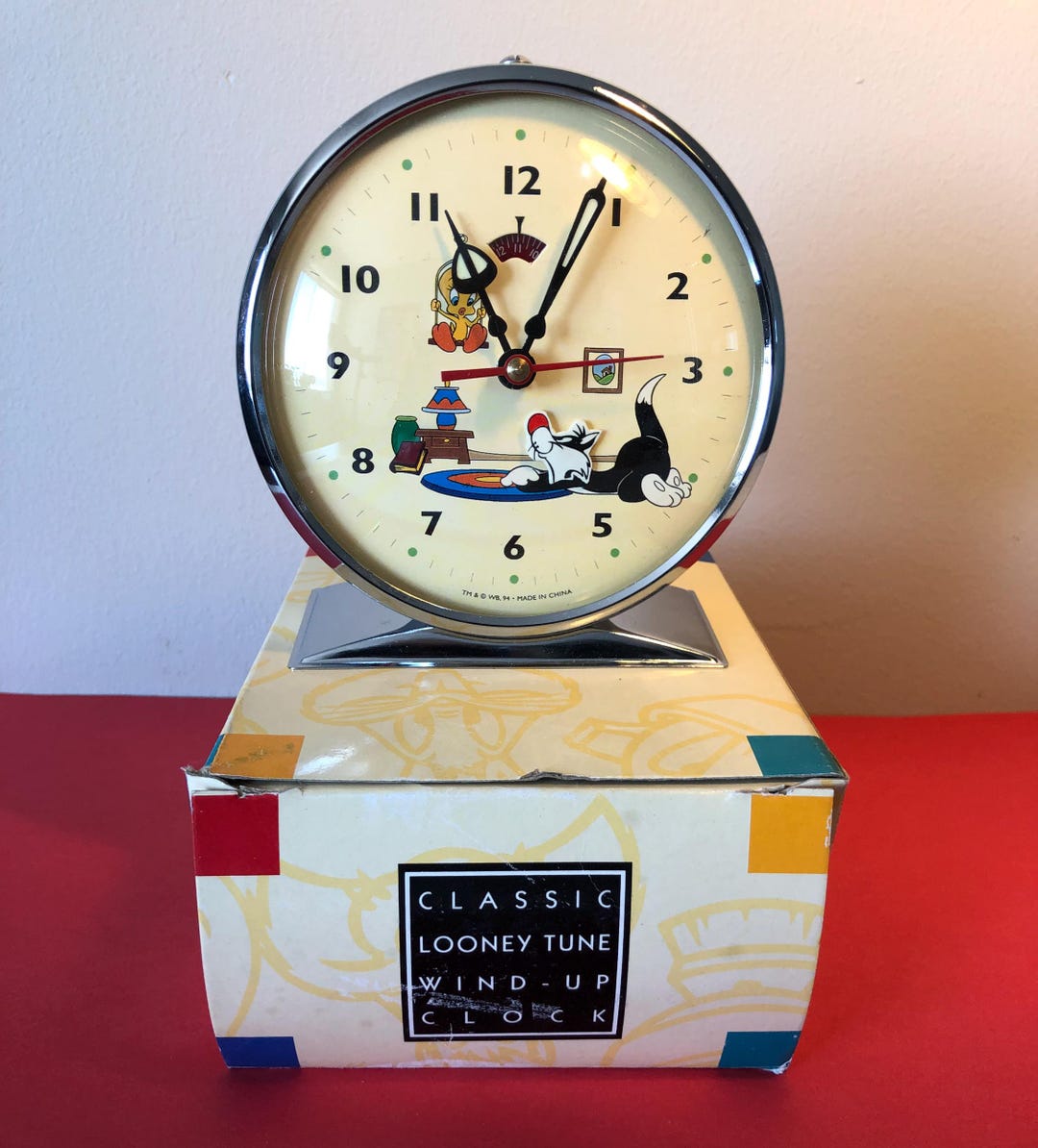 TWEETY SYLVESTER CLOCK Nothing is More Fun Than a Loud Alarm Clock - Etsy