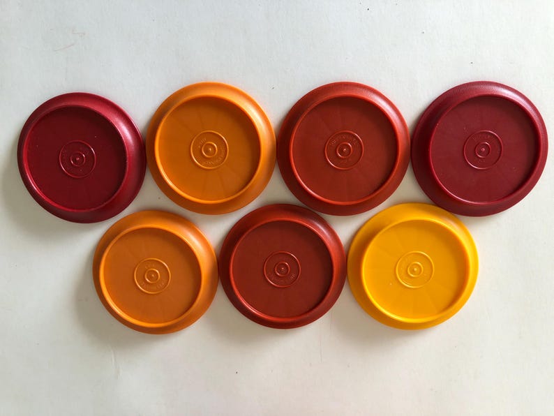 VINTAGE TUPPERWARE CUPS With Lids - Nothing is More 1970s Than ...