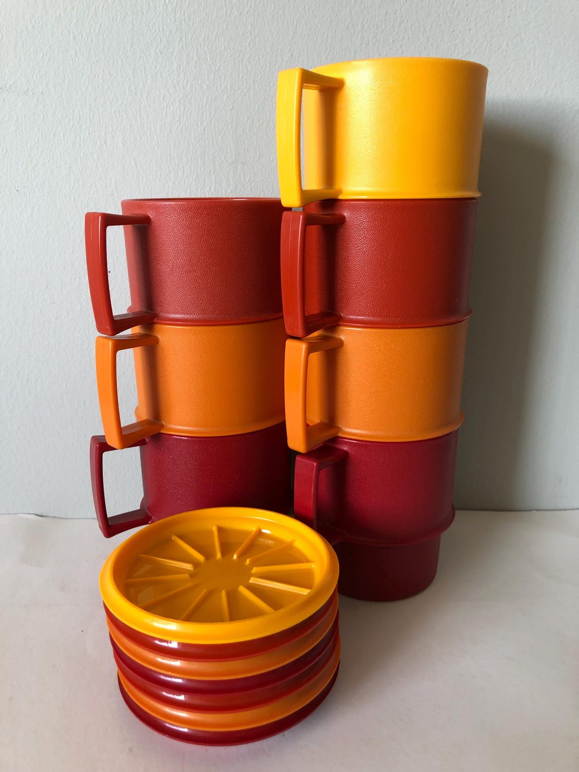 VINTAGE TUPPERWARE CUPS With Lids - Nothing is More 1970s Than ...