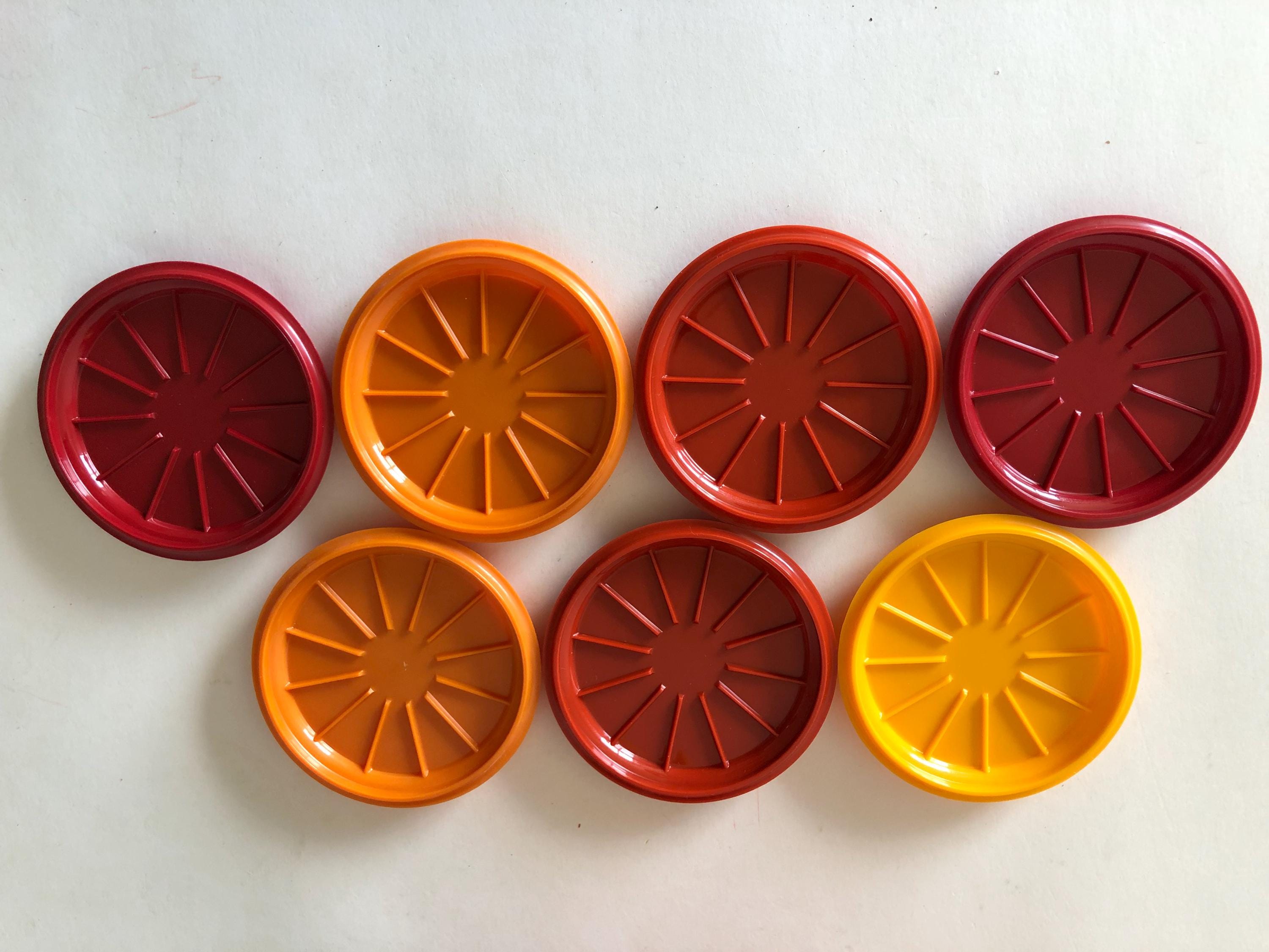 VINTAGE TUPPERWARE CUPS With Lids - Nothing is More 1970s Than ...