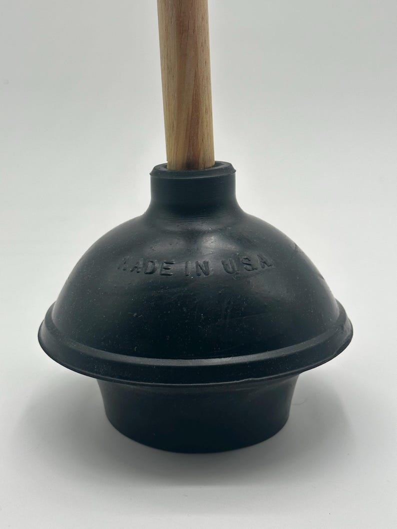 Funny Donald Trump Plunger - Funny Gag Gift, Novelty Item, White ...