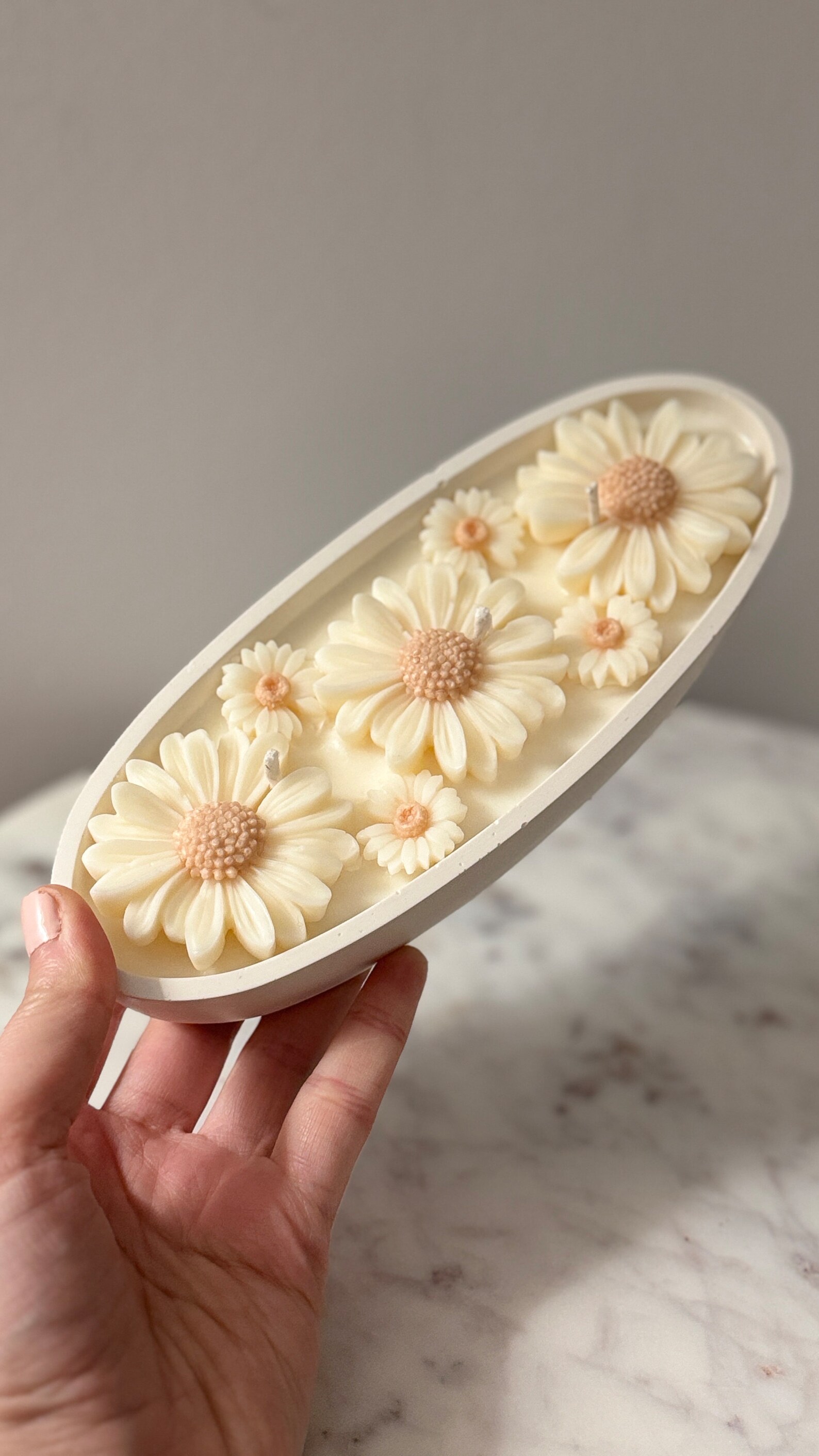 Daisy Dreamlight Candle| Custom Scent| Natural Soy Wax | Handmade| Soy ...