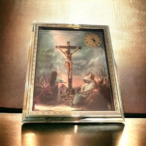 VTG Clock Crucifixion Jesus With Mary Framed 3D Lenticular Holograhm ...