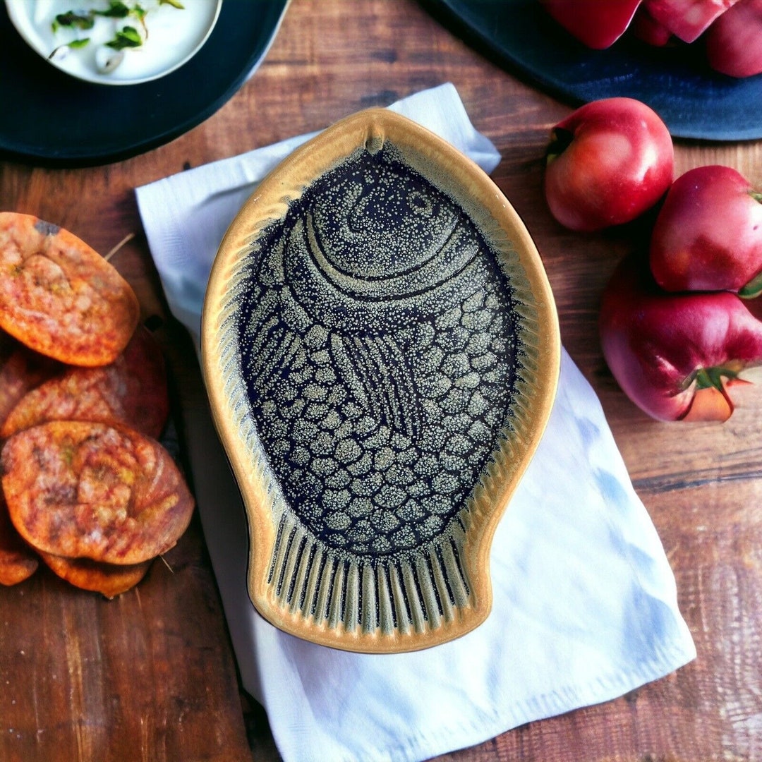 Deep Blue Glazed Art Pottery Fish Stoneware Platter Ocean Dish/decor ...