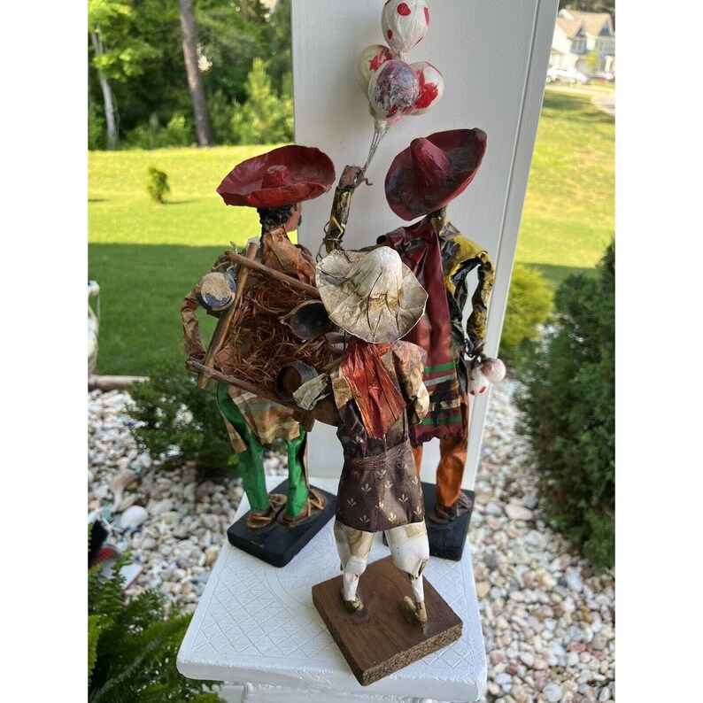 Mexican Folk Art Tall Vintage Village People Paper Mache Figures Art ...
